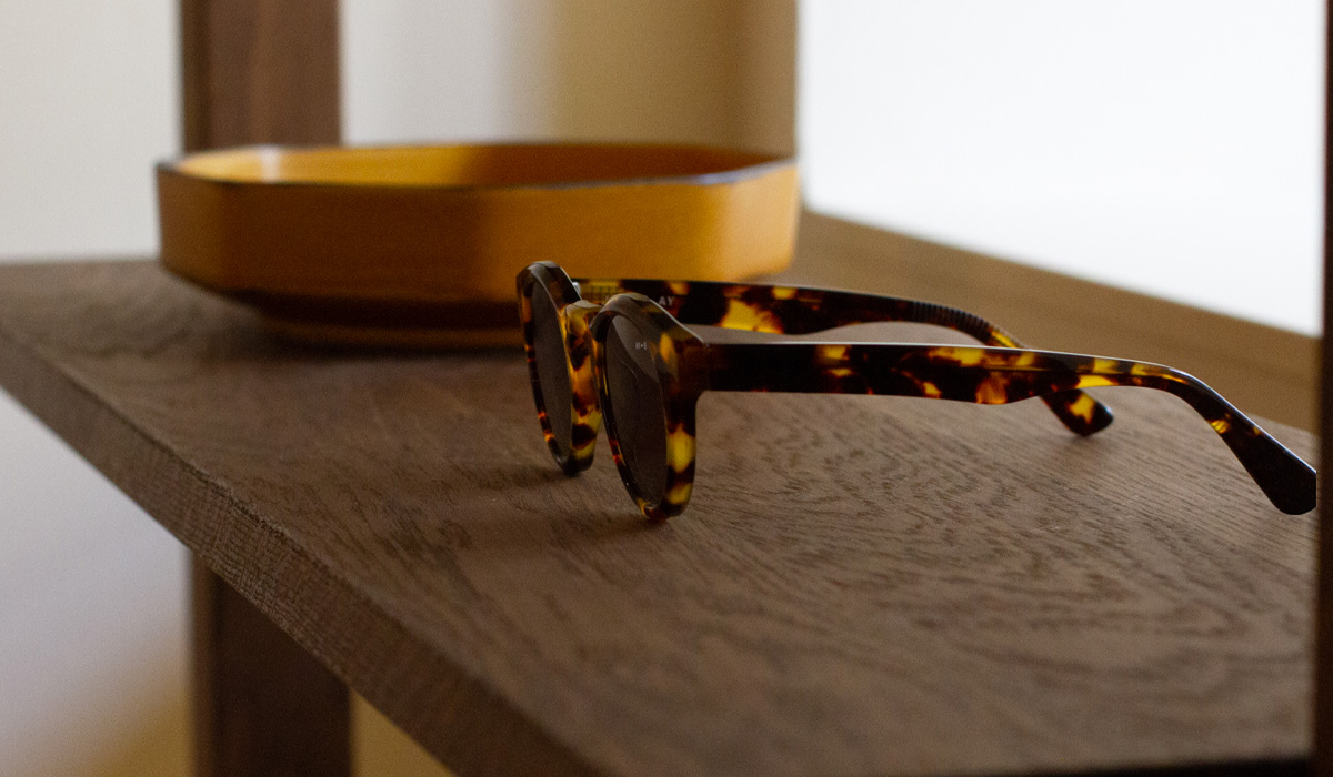 James Ay zonnebril - Linneweever